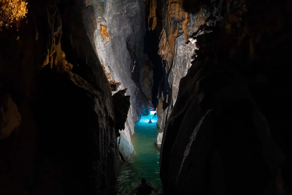 Underground river and subterranean world in Son Doong Cave